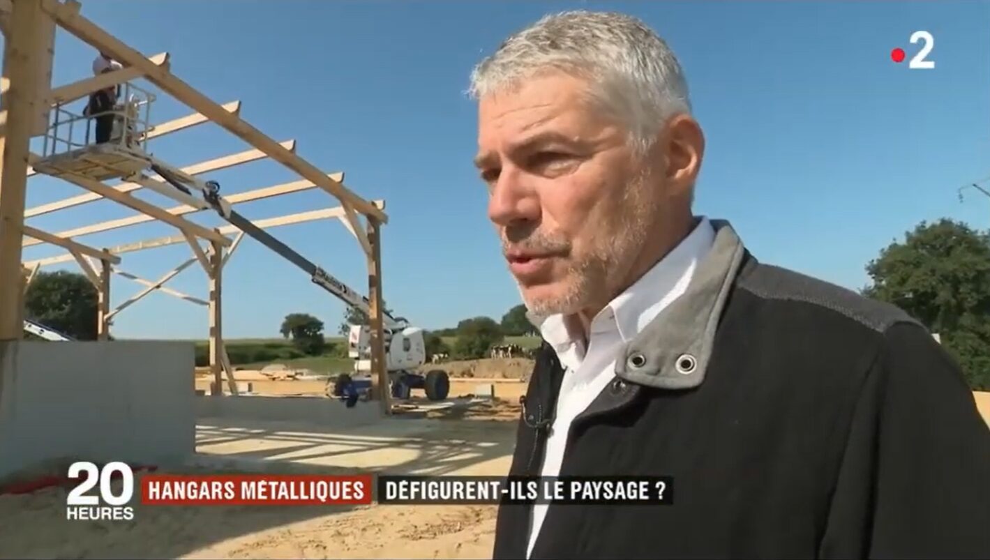 Hangars : l'importance du bois dans la construction - France 2 (Oct 18 ...